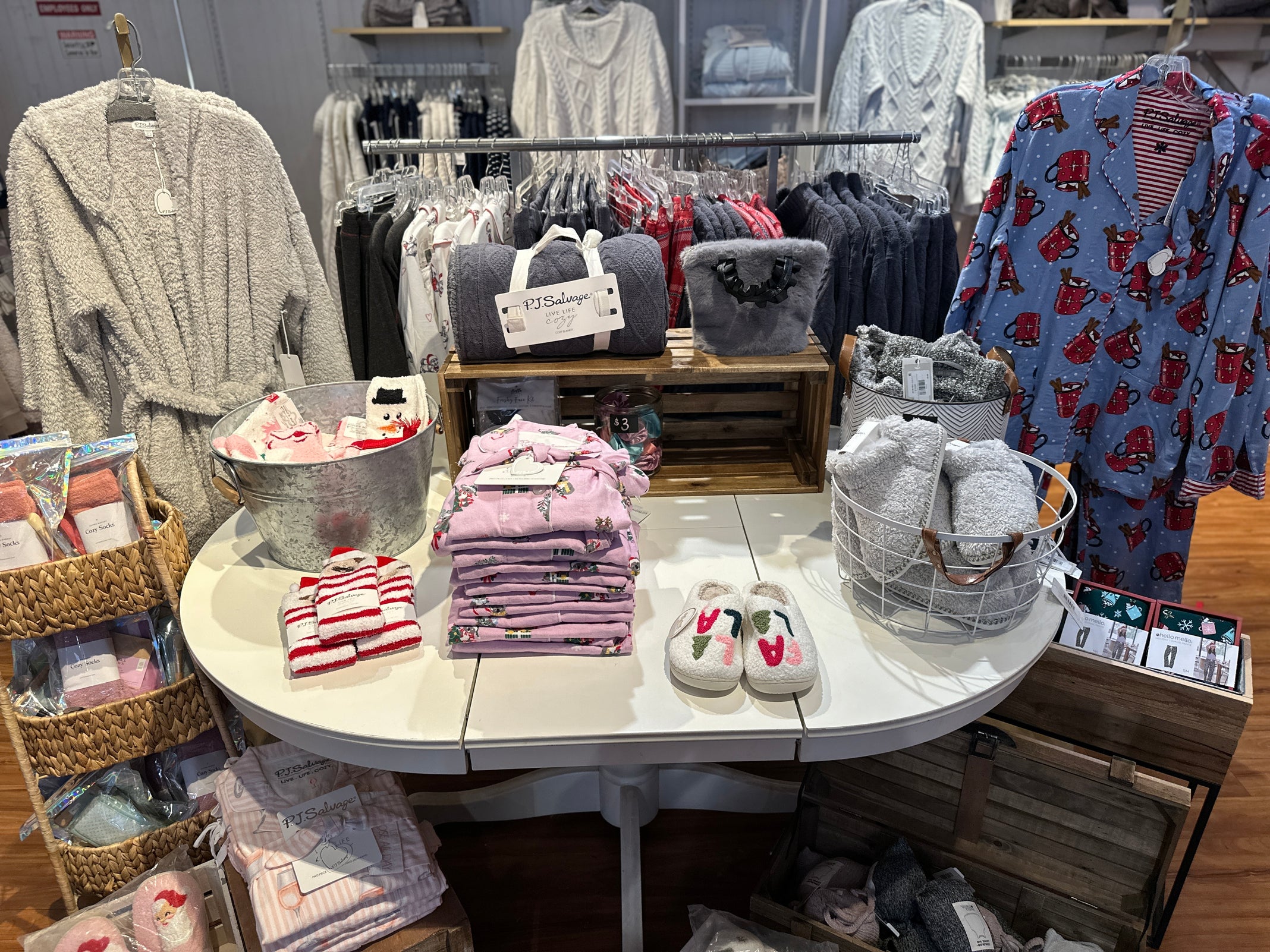 Sundance Clothing - Voted Cape Cod's Best Womens Clothing!